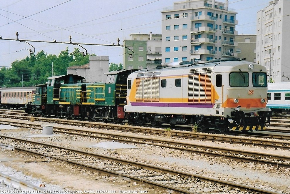 D445 – LIVREA NAVETTA | Passione Trasporti